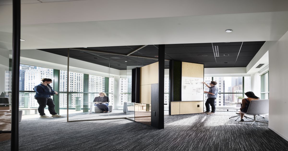 See the transformed Chicago DIRTT Experience Center